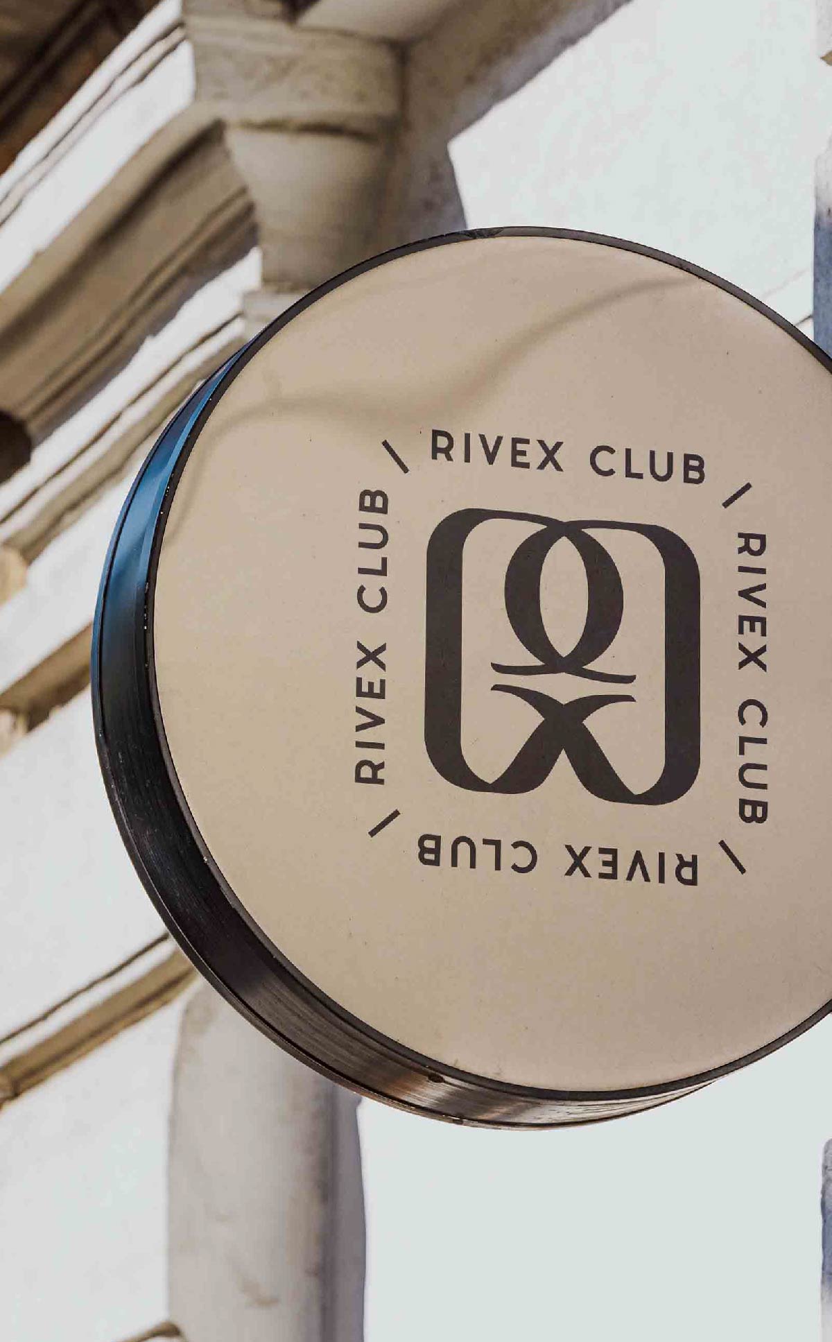 Cómo Creamos el Branding de Rivex Club: Un Gimnasio Boutique de Sant Cugat